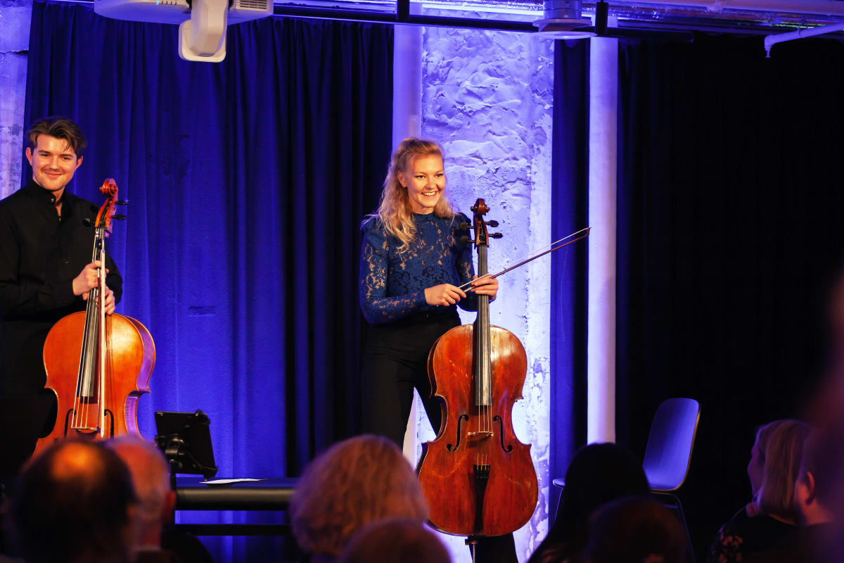 Luna Composition Lab